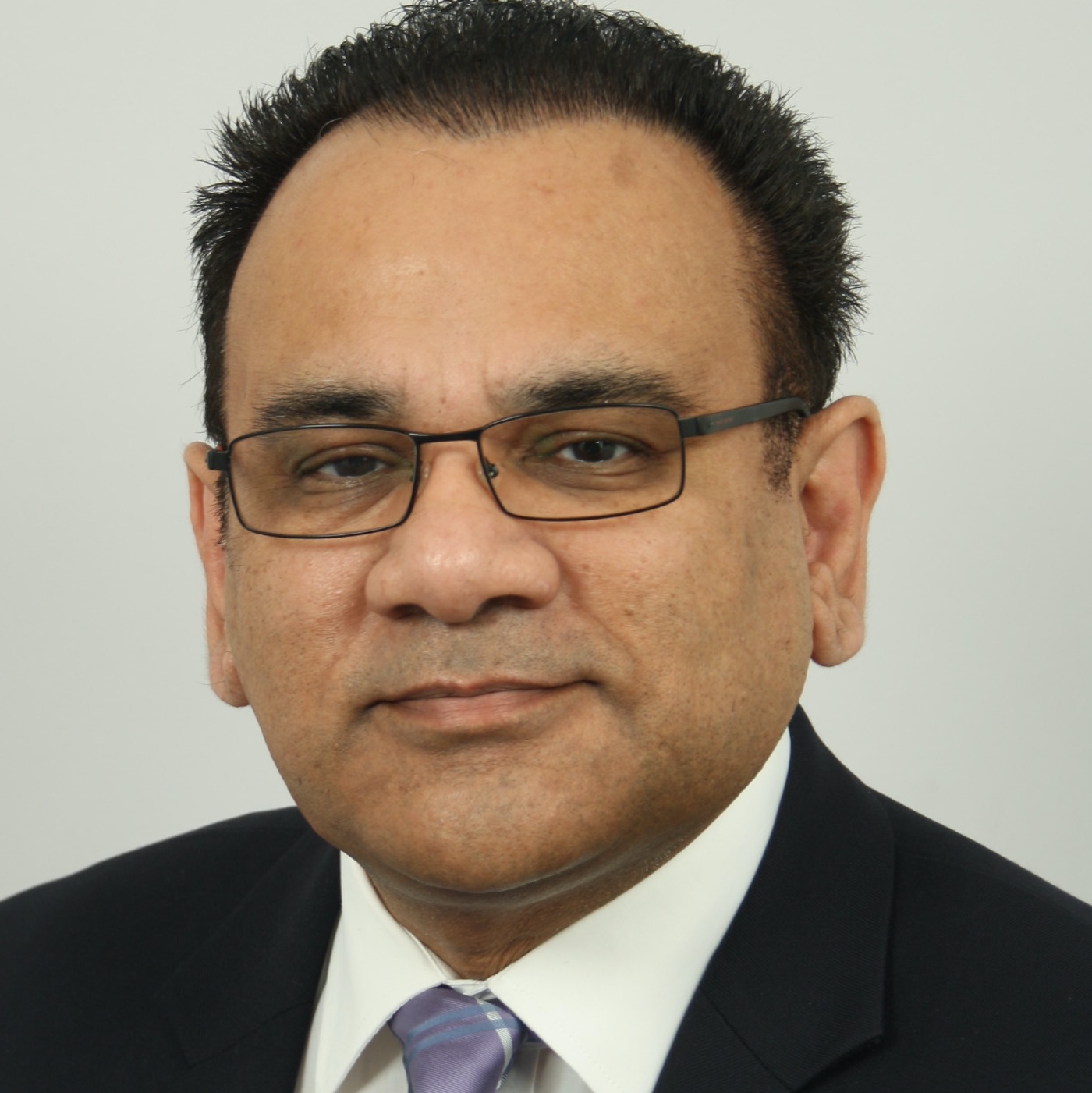 Anwar Mirza, Data Strategy and Governance, FedEx Express EU - DataIQ